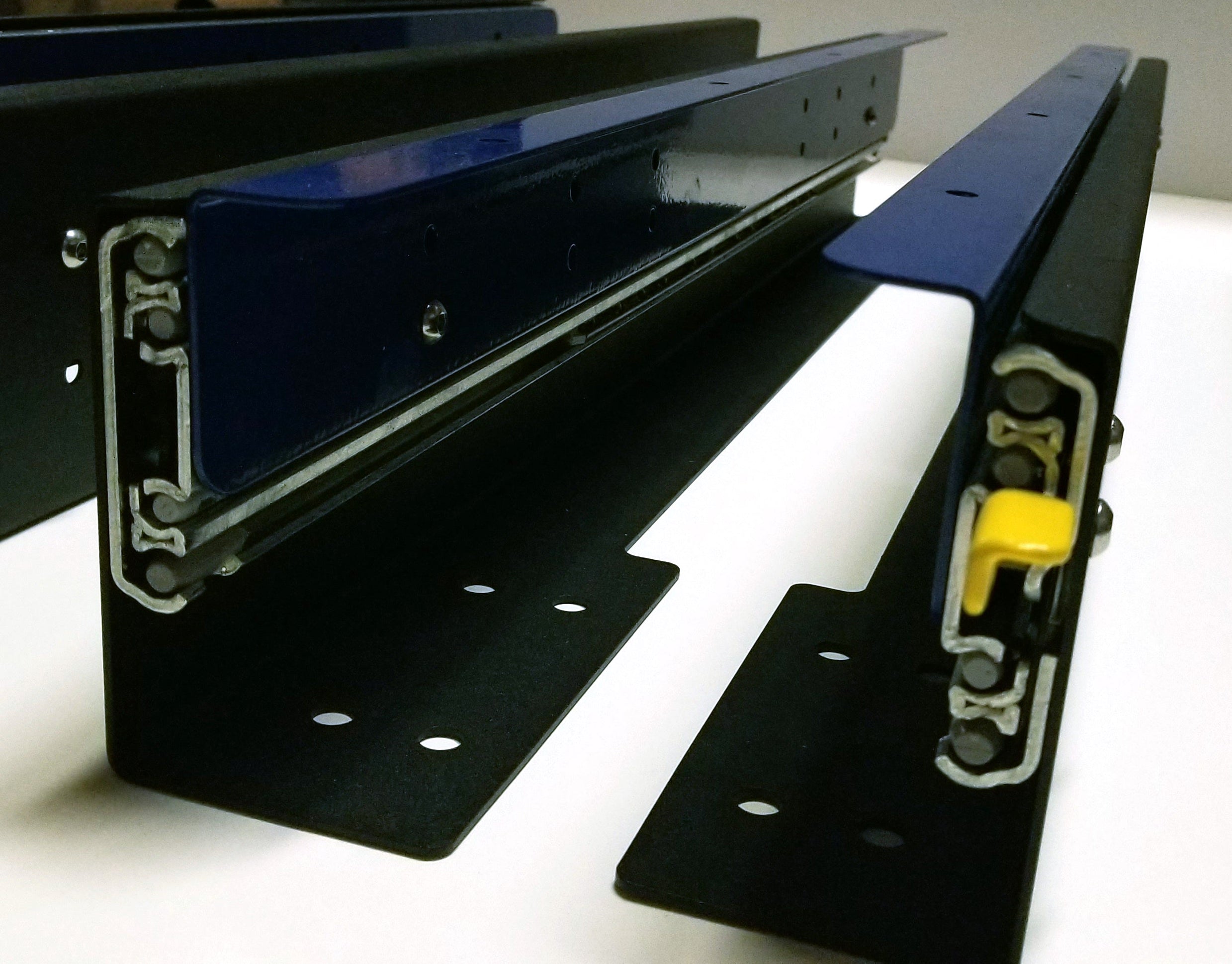 [TEMBOTUSK] DIY Slide Tracks & Rails — Expedition Upfitter